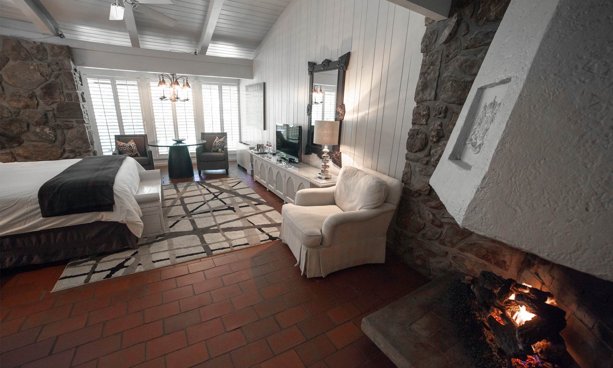 Red Apple Inn Resort Hotel Rooms | Red Apple Inn, AR